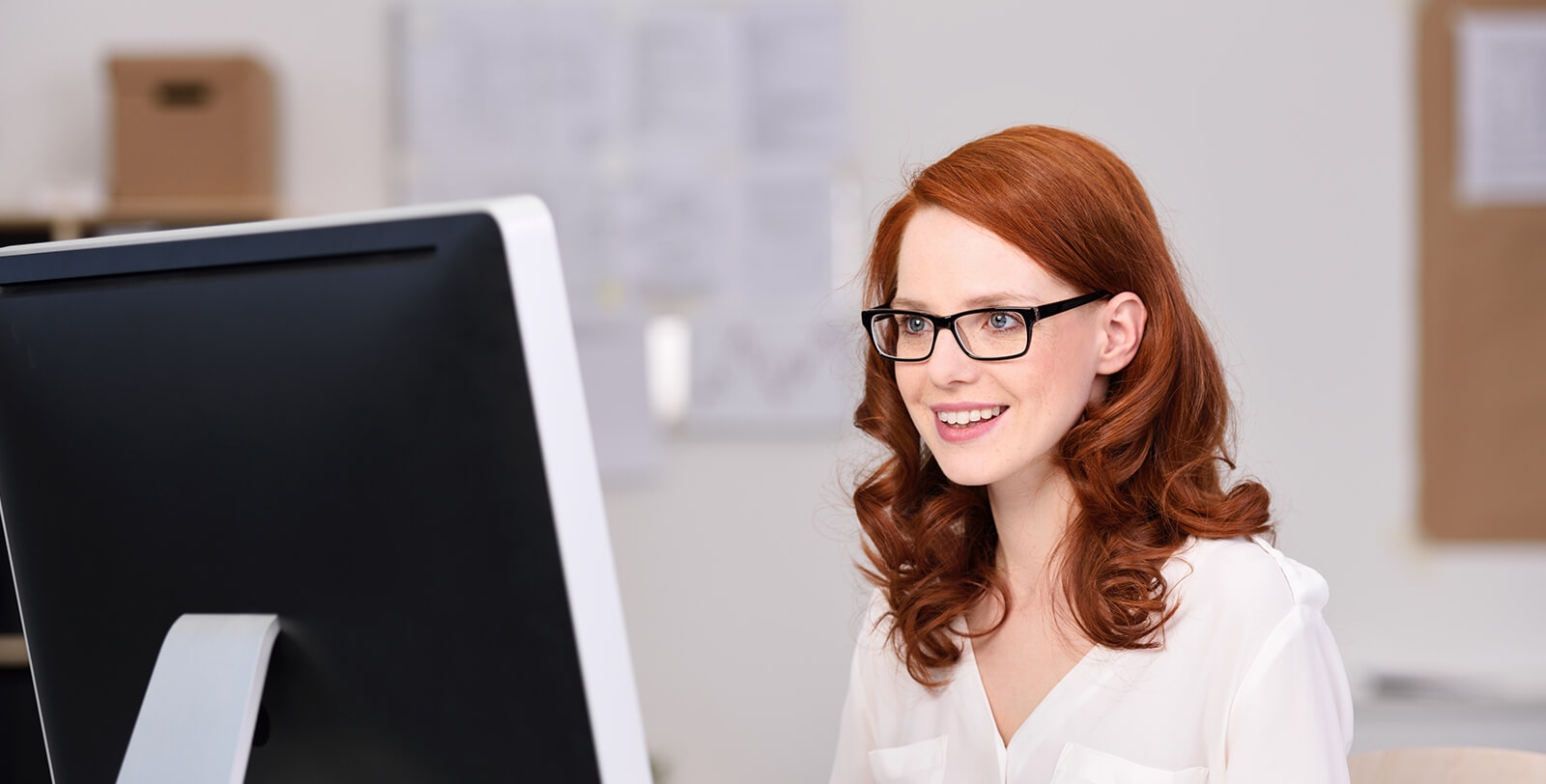 zeiss-office-lenses-computer-screen | Ópticas Oftálum